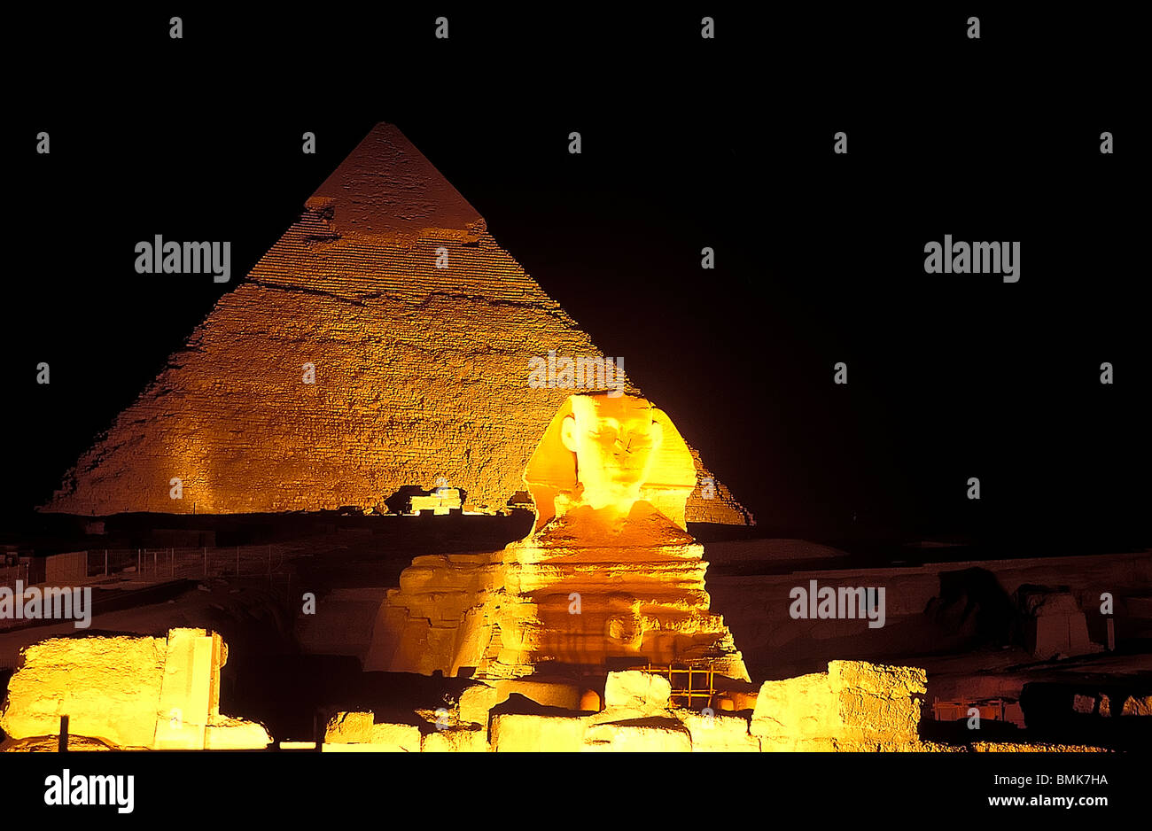 The Sphinx and Pyramid of Khafre (Chephren) lit during the Sound ...
