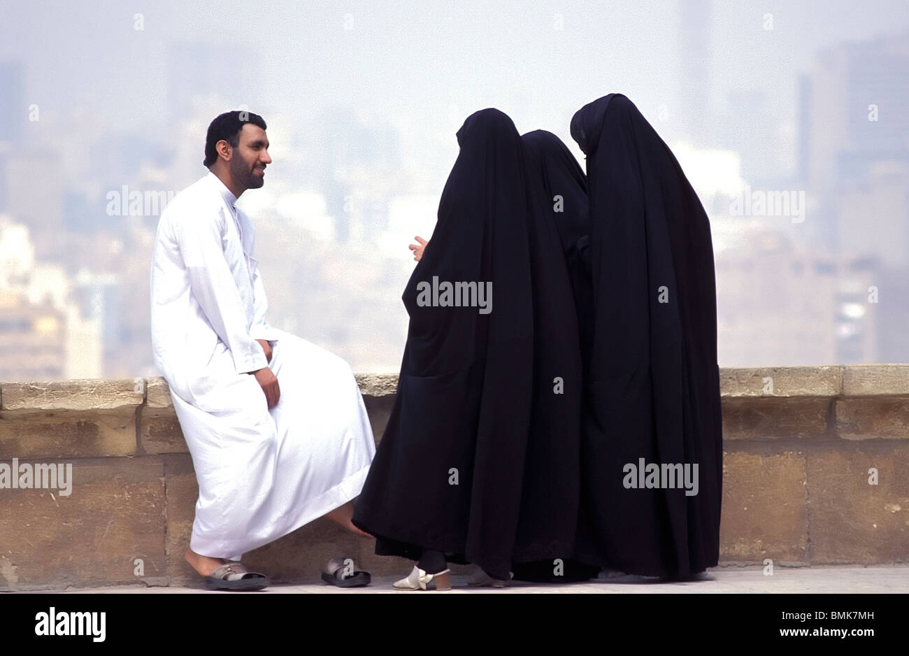 Veiled man hi-res stock photography and images - Alamy
