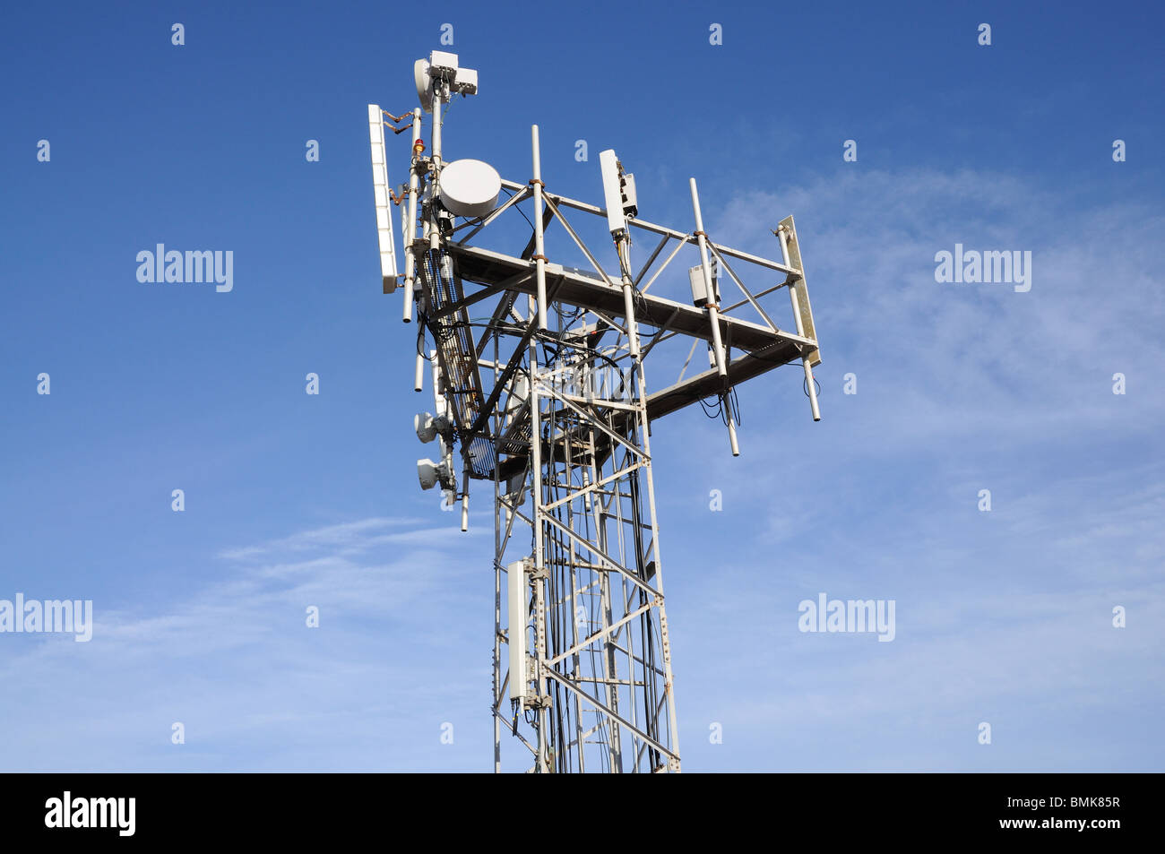 Microwave antenna tower hi-res stock photography and images - Alamy