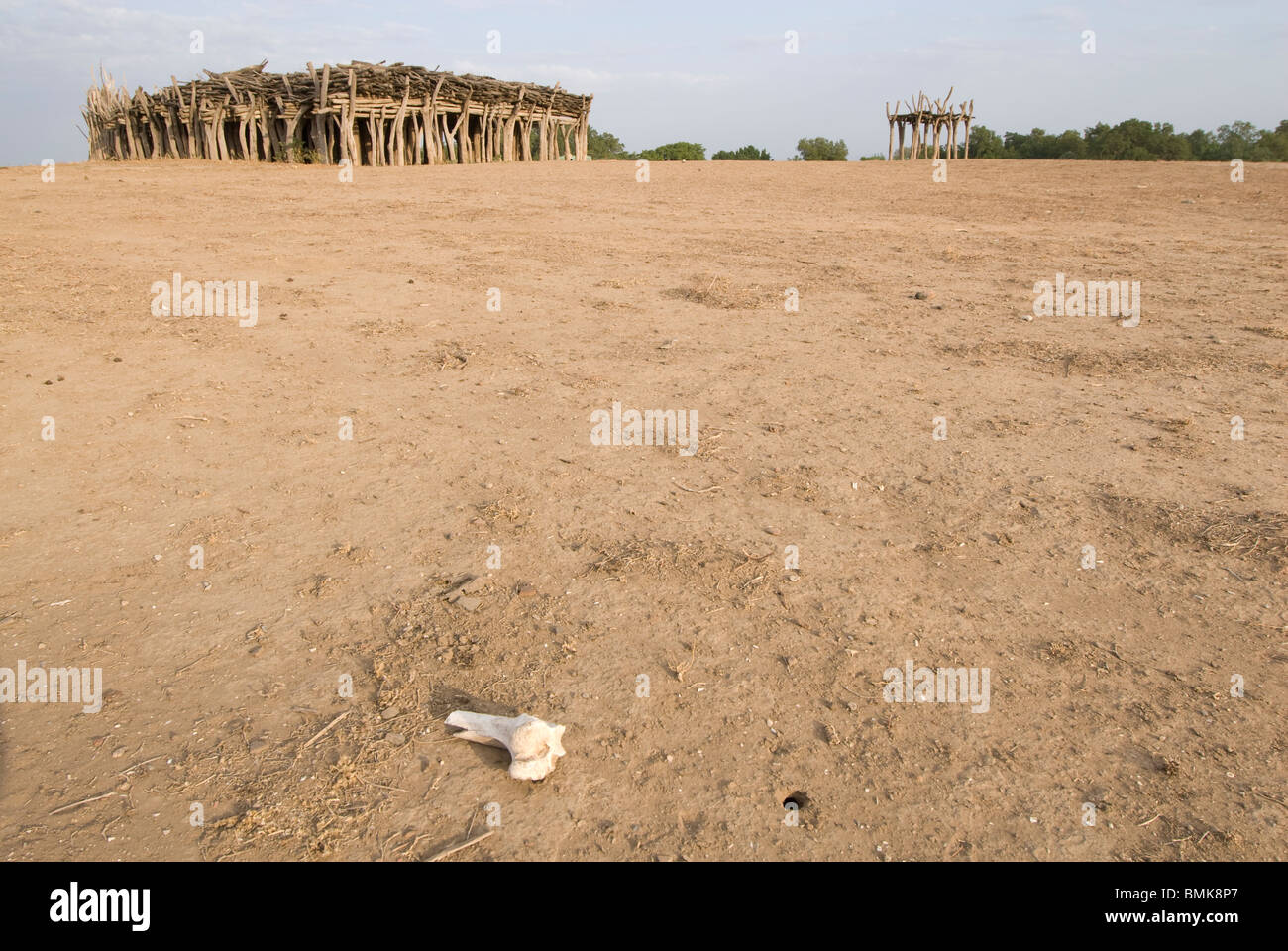 Ethiopia: Lower Omo River Basin, Karo village of Duss Stock Photo - Alamy