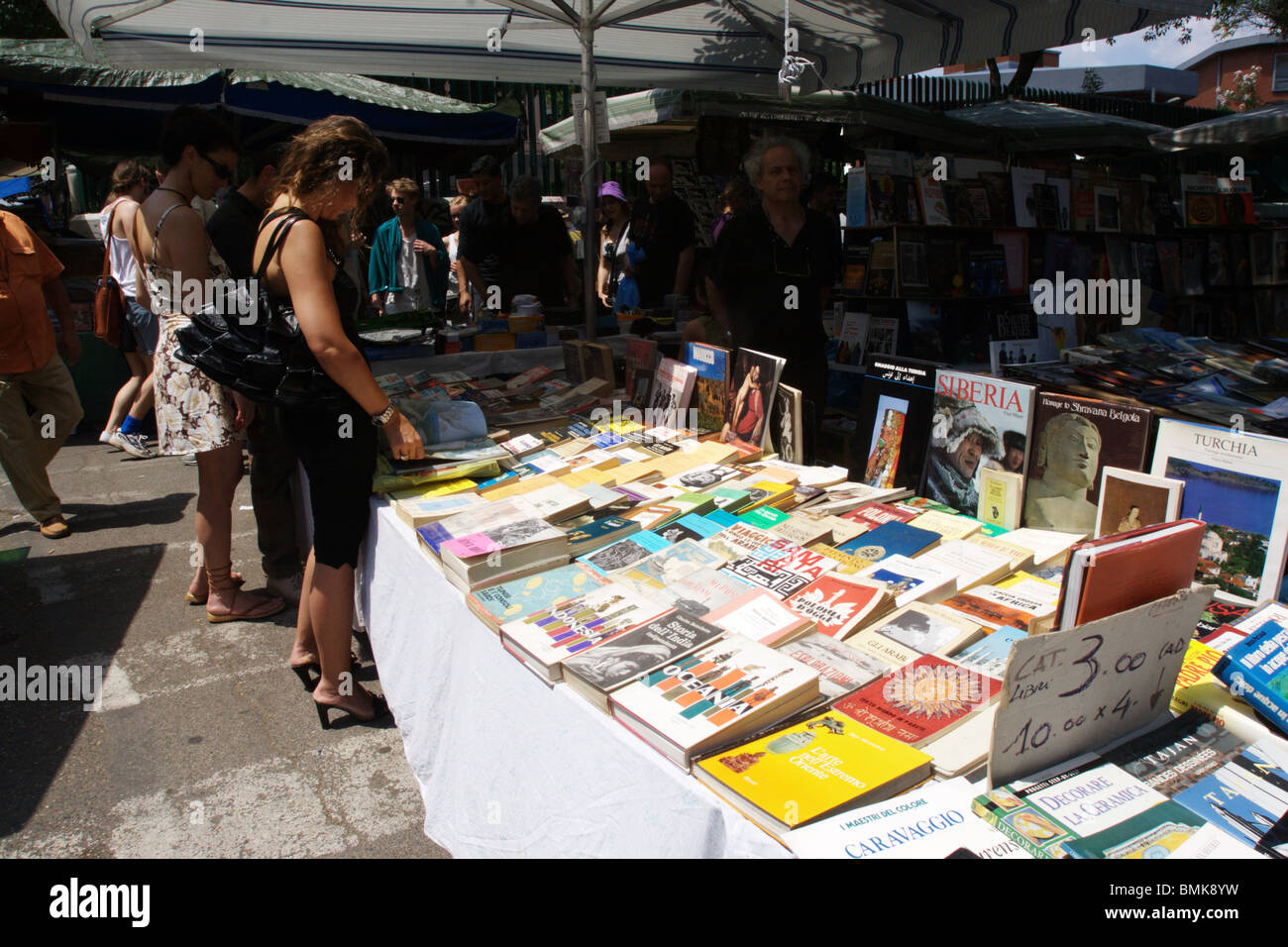 Porta Portese Market in Trastevere Rome Lazio Italy Stock Photo - Alamy