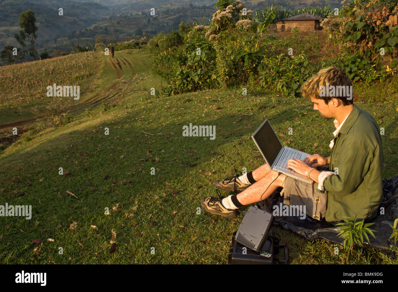 Internet rural africa hi-res stock photography and images - Alamy