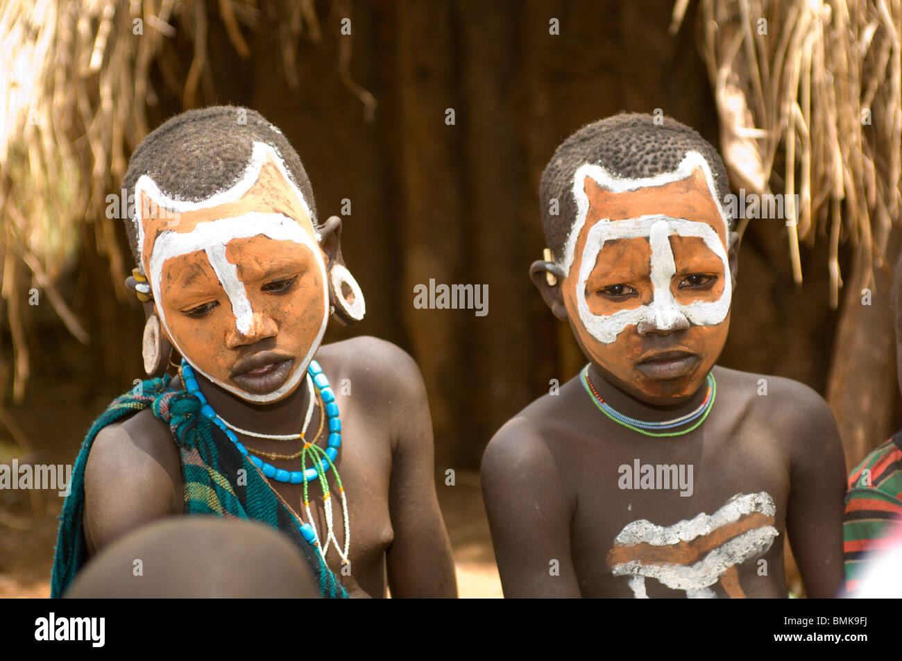 Africa, Ethiopia, Omo region, Kibish. Children of the Suri tribe with ...