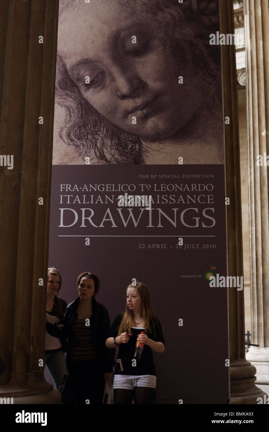 Girls visit a Renaissance art exhibition at London's British Museum ...