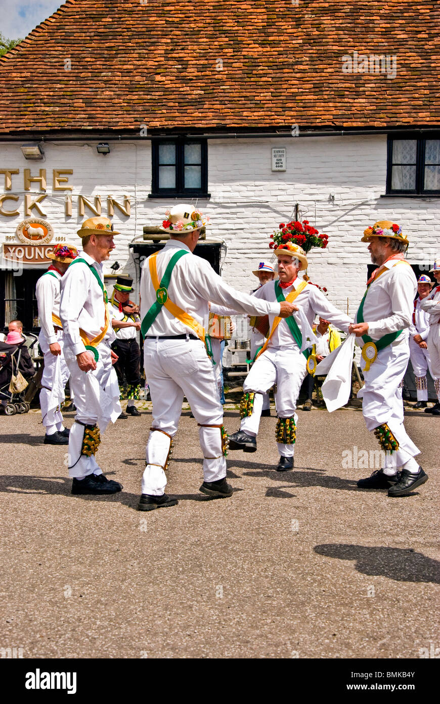 Morris dancers hi-res stock photography and images - Alamy