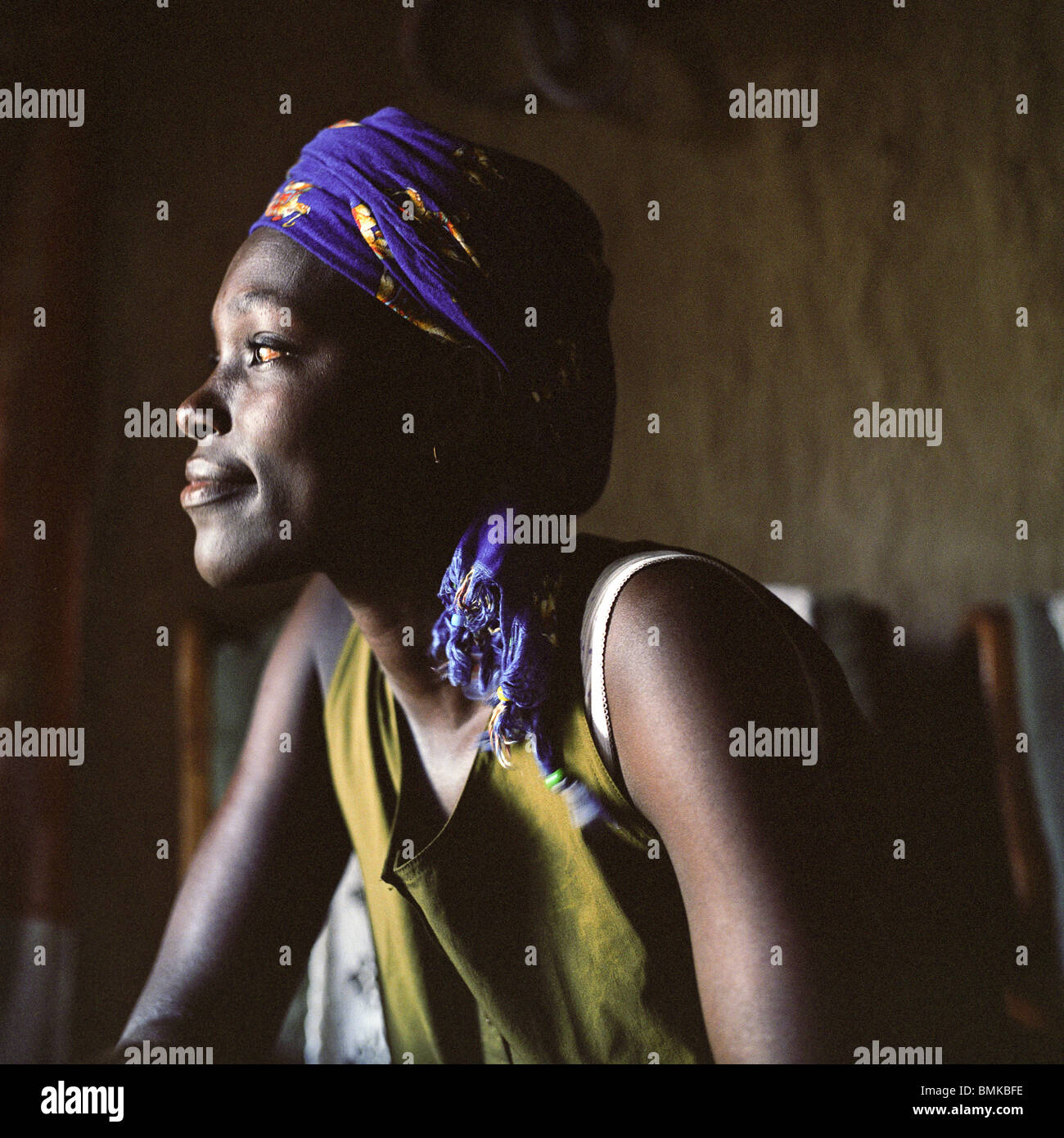 Kenya woman profile hi-res stock photography and images - Alamy