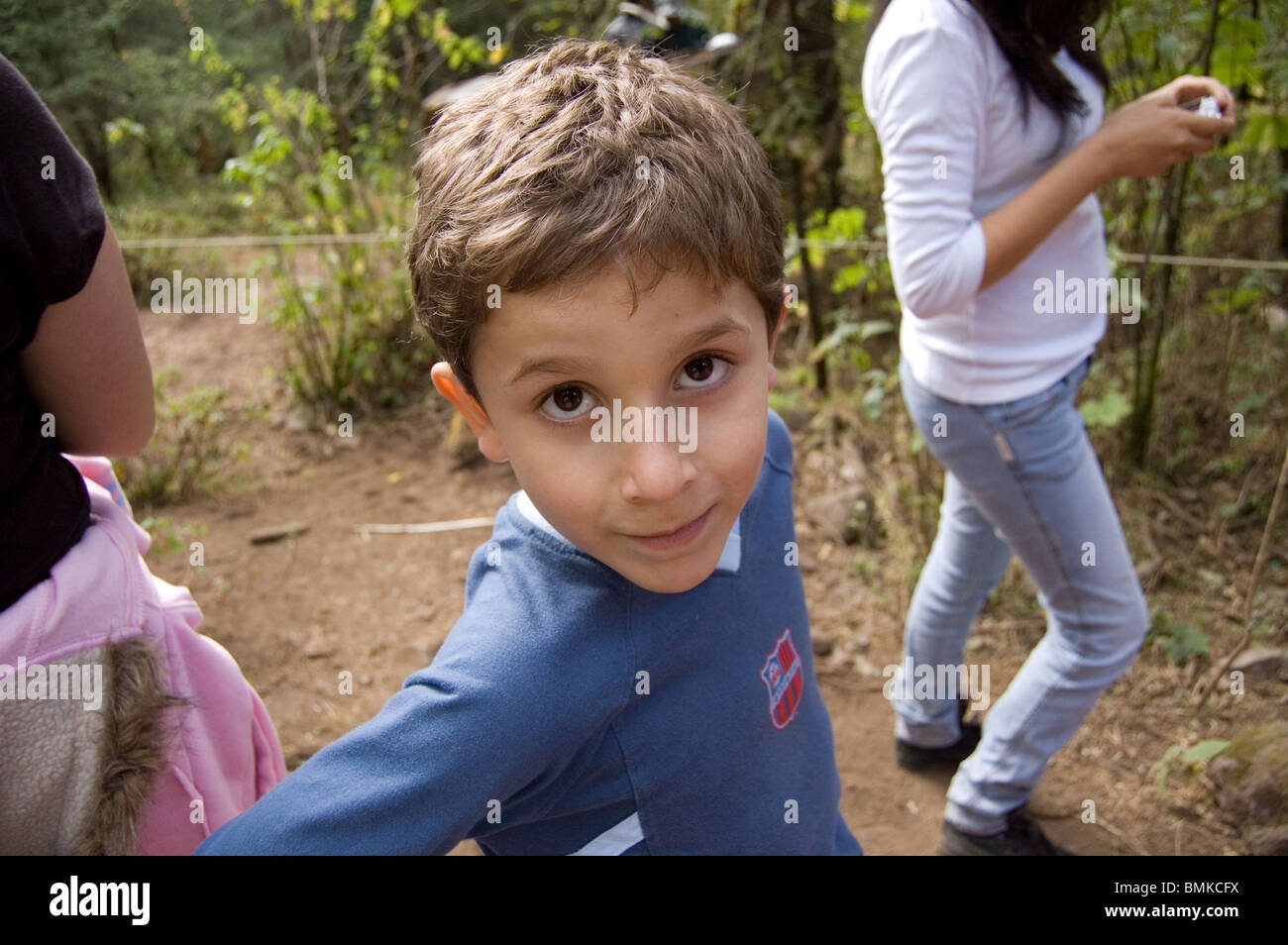 Kid visiting the Monarch Butterfly Biosphere Reserve Stock Photo - Alamy Kid visiting the Monarch Butterfly Biosphere Reserve Stock Photo - Alamy