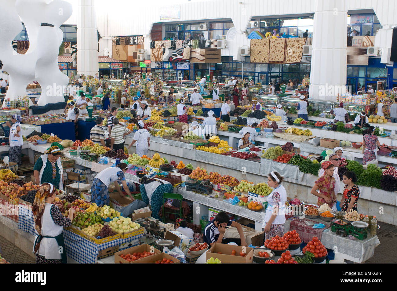 Vegetable bazaar of Ashgabad, Turkmenistan Stock Photo - Alamy