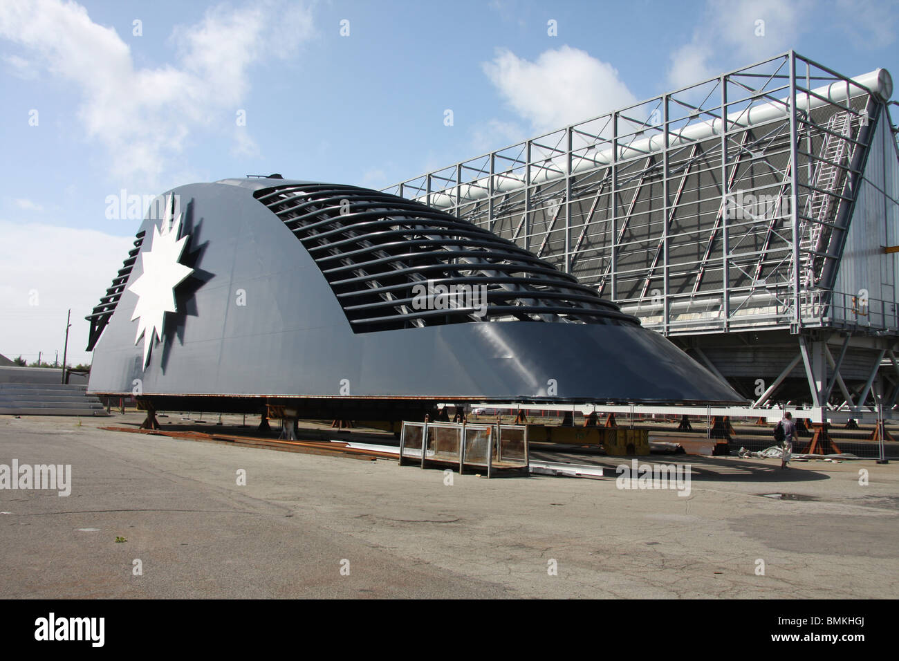 Cruise ship funnel hi-res stock photography and images - Alamy