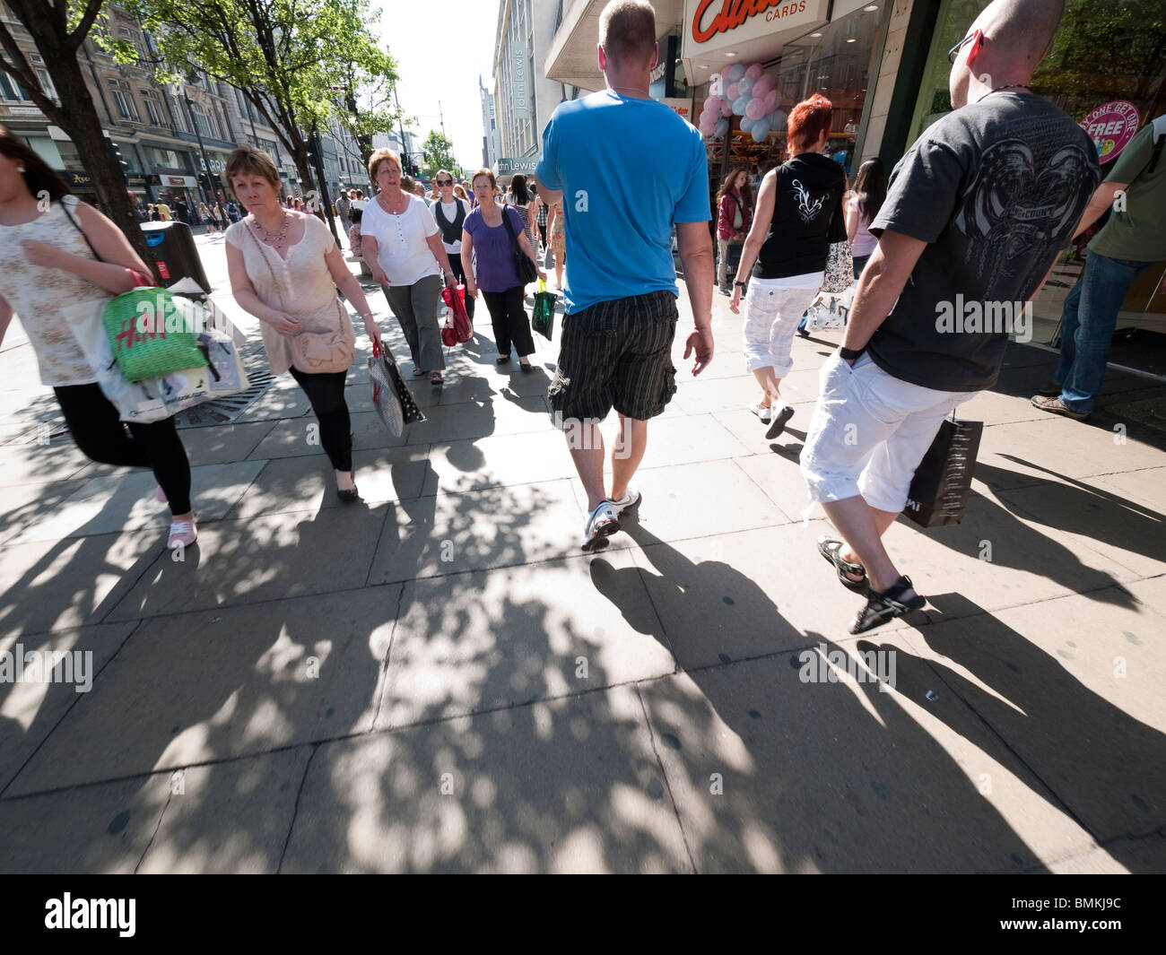 Oxford street shoppers hi-res stock photography and images - Alamy