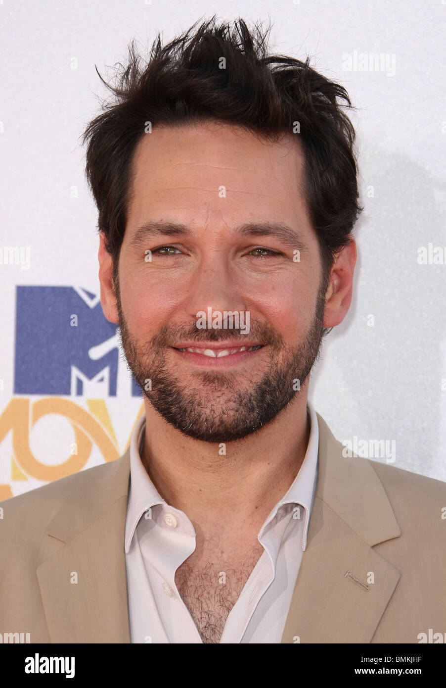 PAUL RUDD 2010 MTV MOVIE AWARDS RED CARPET UNIVERSAL CITY LOS ANGELES ...