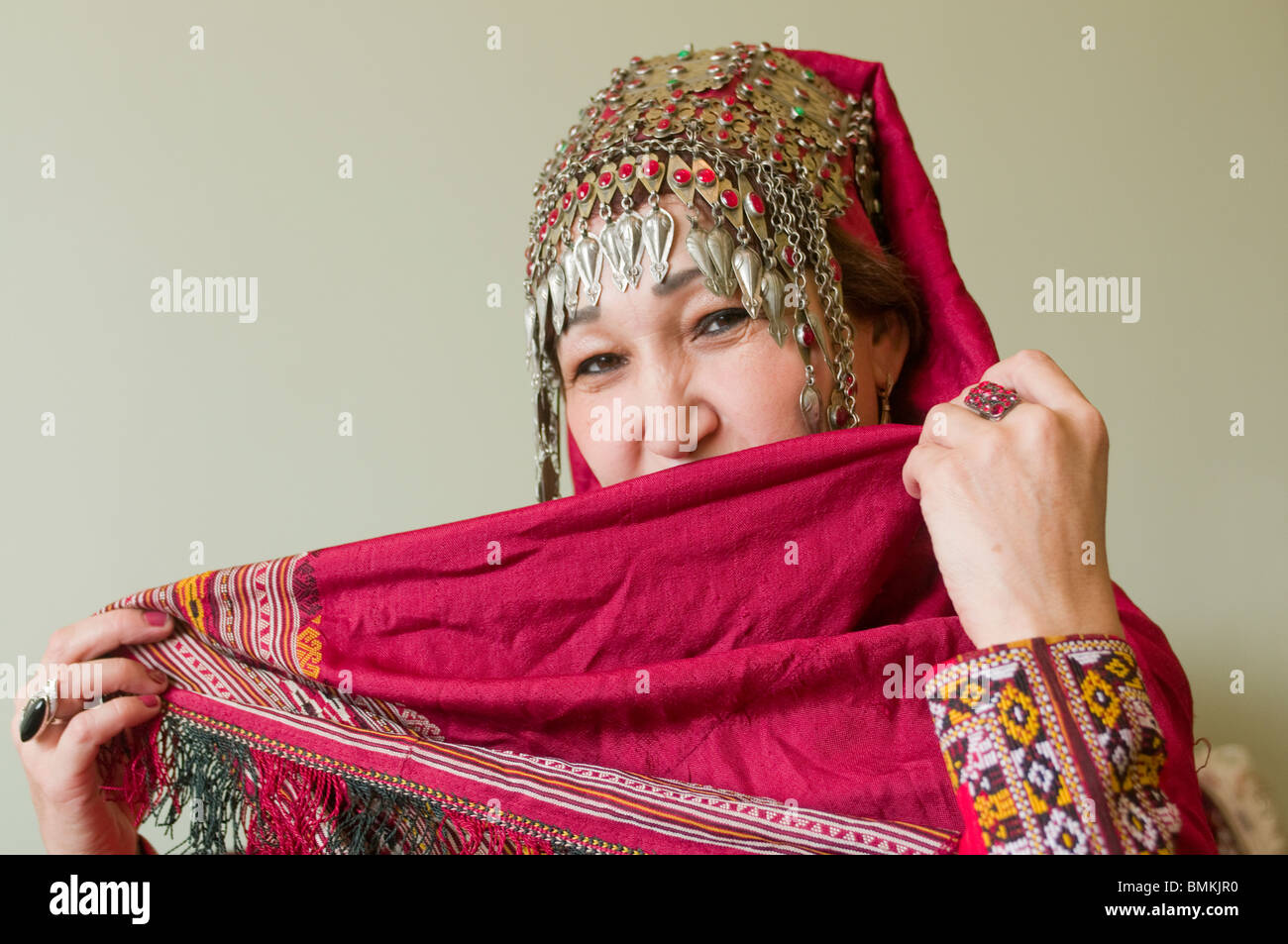 Turkmenistan traditional dress hi-res stock photography and images - Alamy