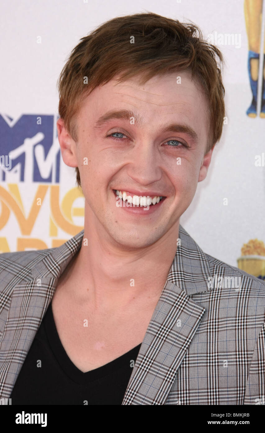 TOM FELTON 2010 MTV MOVIE AWARDS RED CARPET UNIVERSAL CITY LOS ANGELES ...