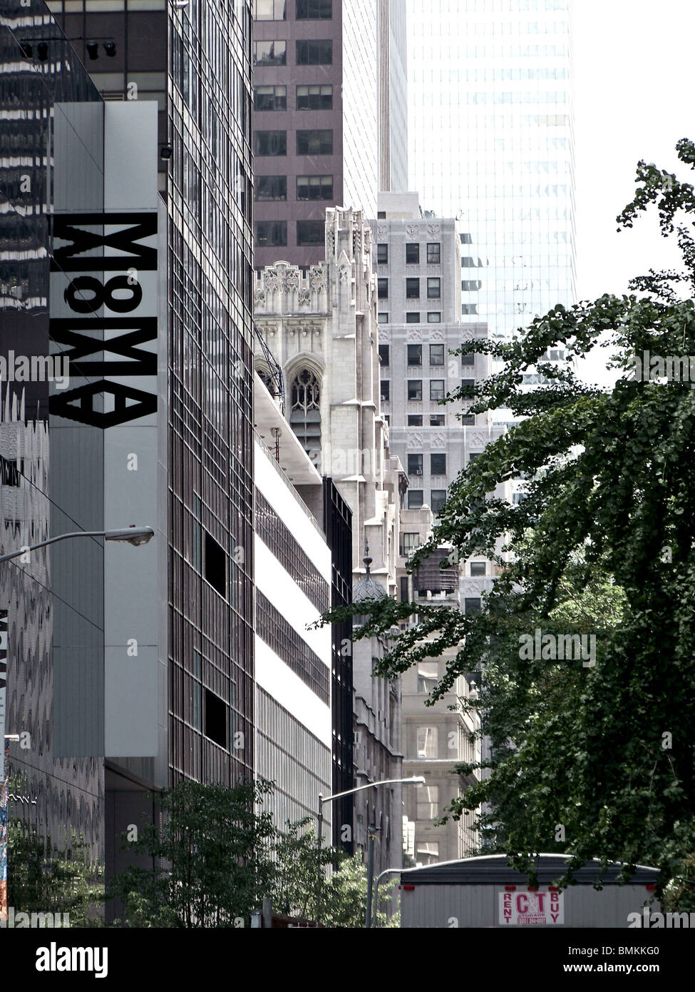 Moma hi-res stock photography and images - Alamy