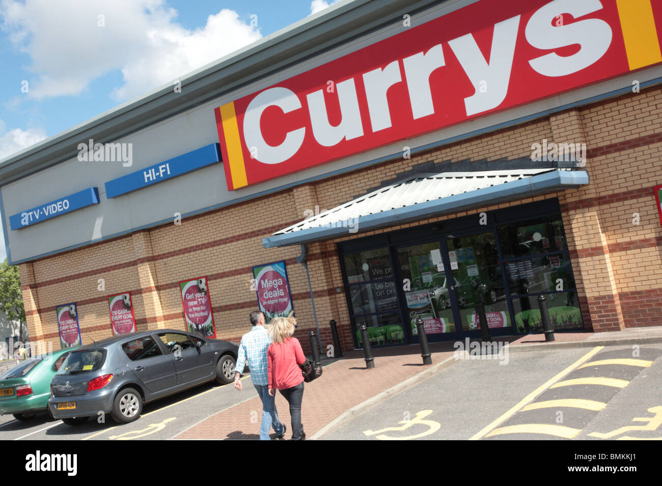 Currys electrical hi-res stock photography and images - Alamy
