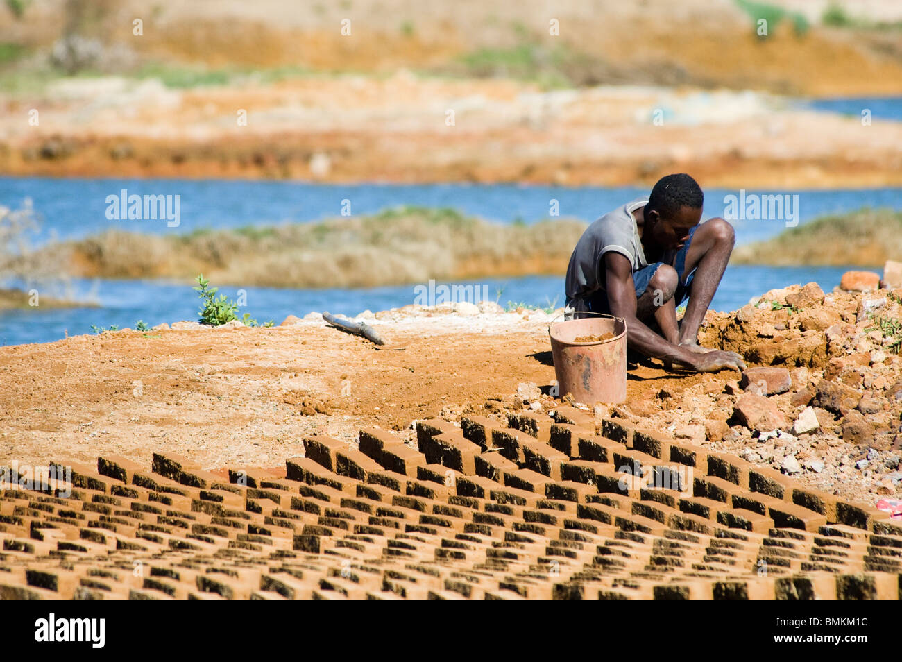 Madagascar, Toliara. Brick makers - Antsokay Stock Photo - Alamy