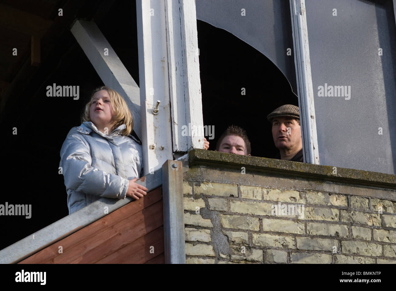Point to point horse racing cottenham in hi-res stock photography and ...