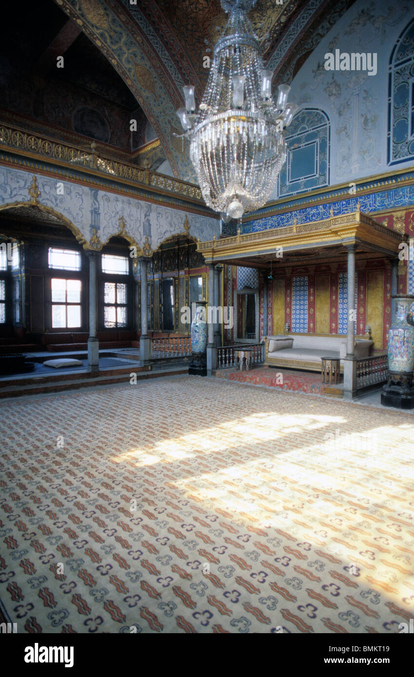 Interior harem topkapi palace seraglio hi-res stock photography and ...