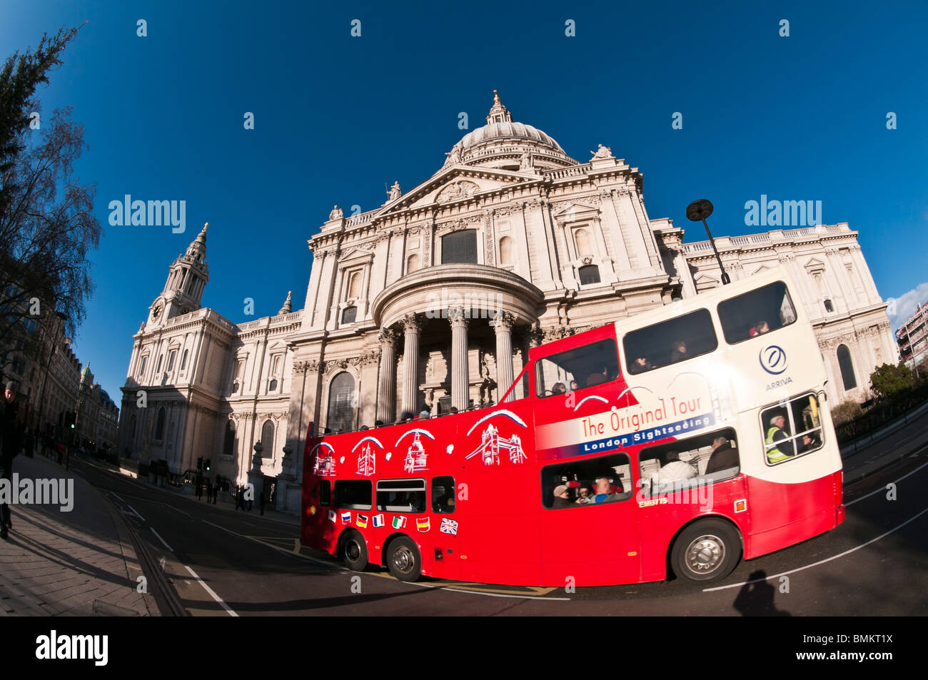 Sights seen bus hi-res stock photography and images - Alamy