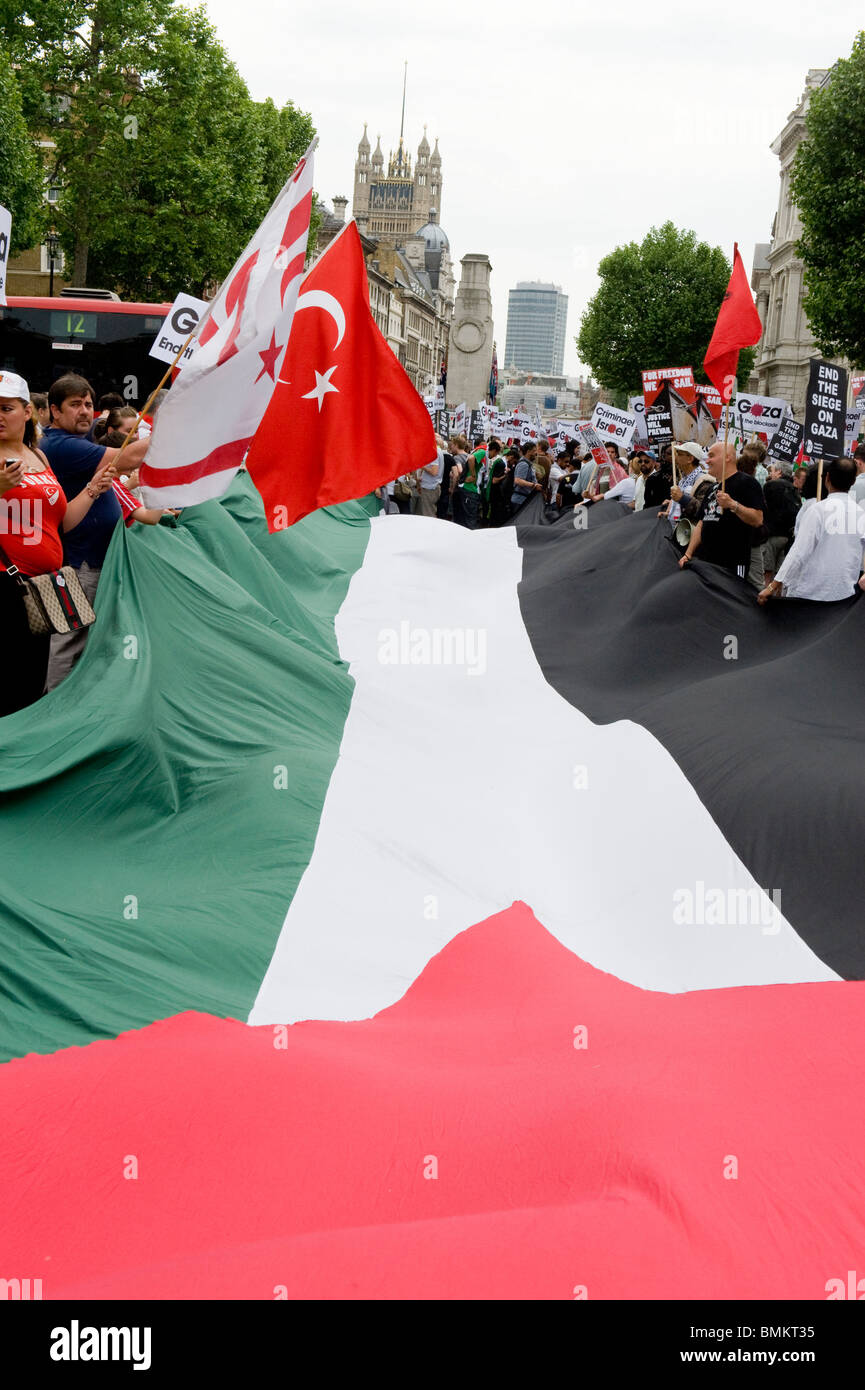 Muslim british flag hi-res stock photography and images - Alamy