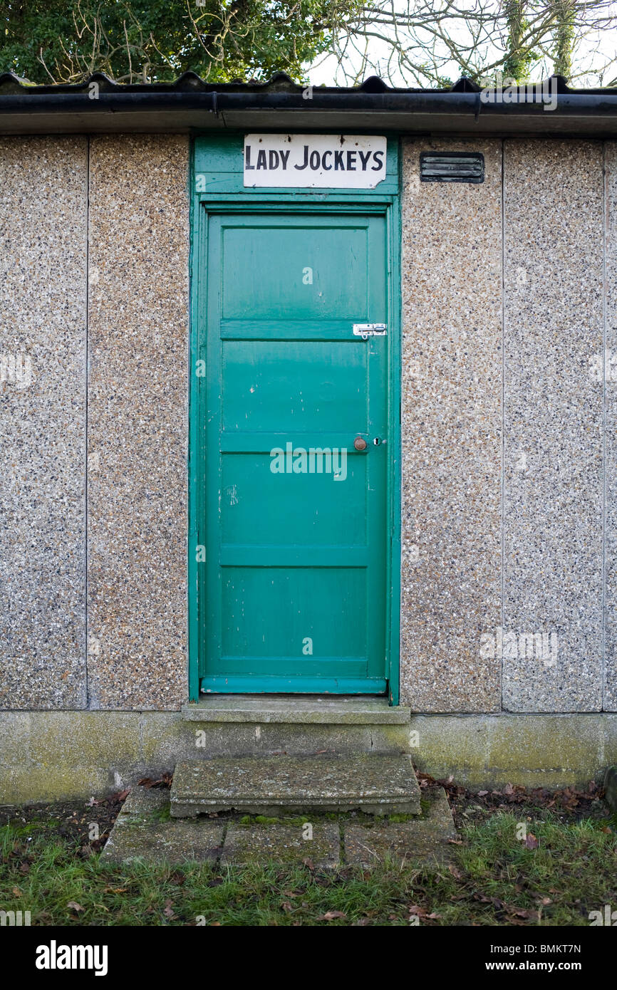 Cottenham point to point horse racing hi-res stock photography and ...