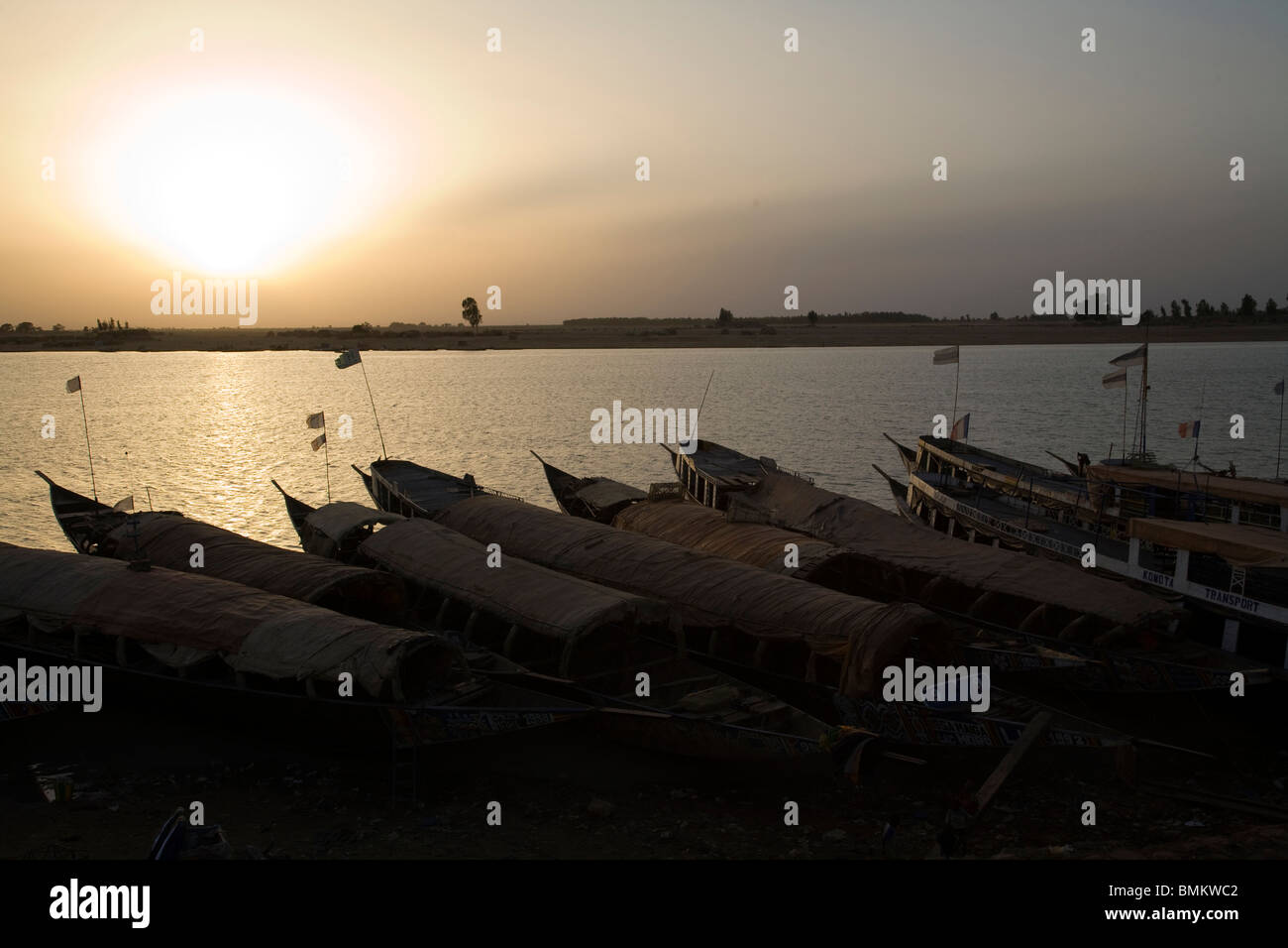 Pinasse boats hi-res stock photography and images - Alamy