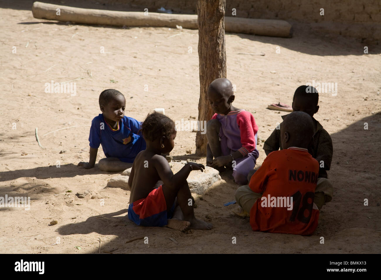 Mali, Sebi, Children in a school Stock Photo - Alamy