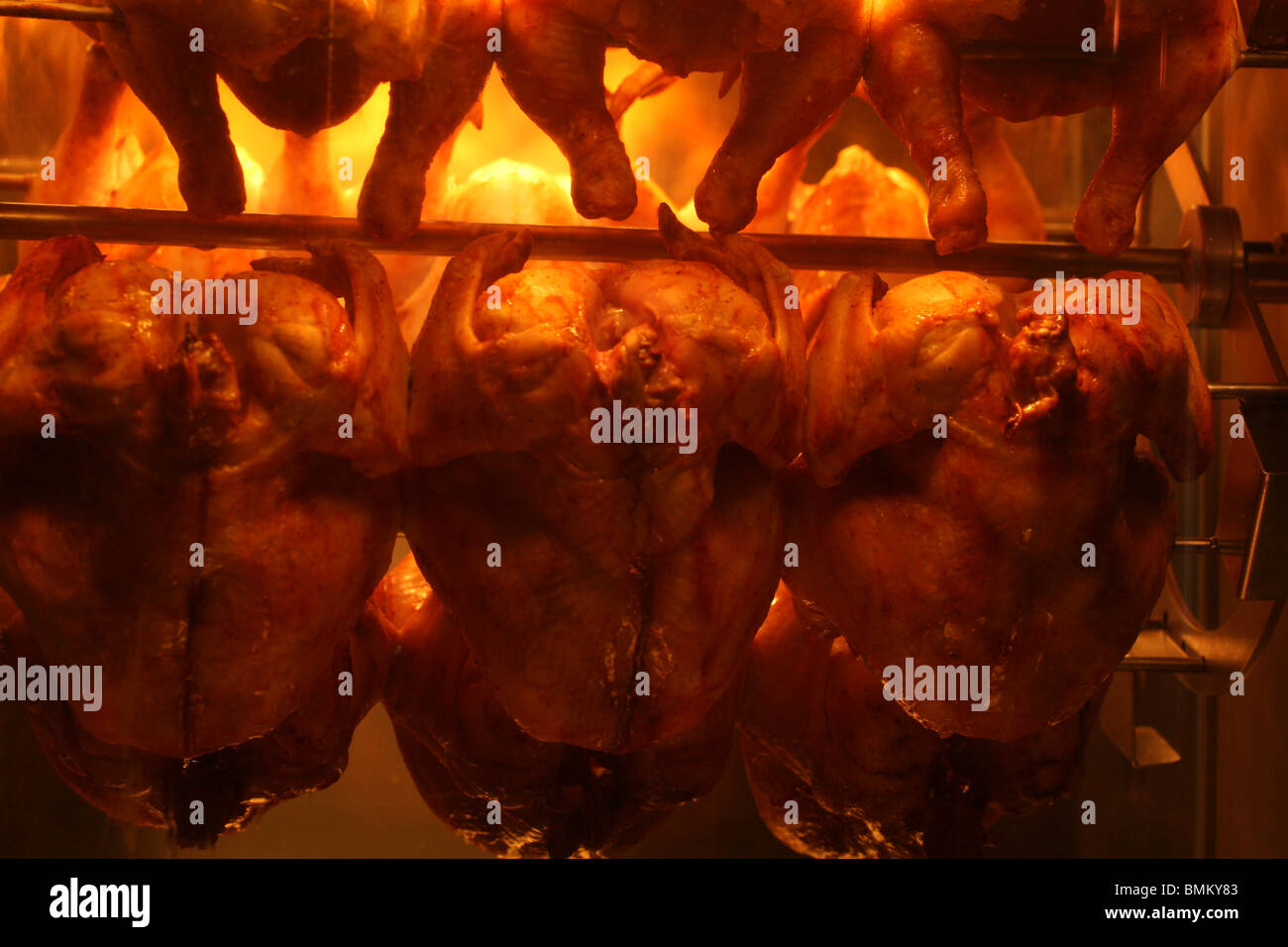 Roast chickens hi-res stock photography and images - Alamy