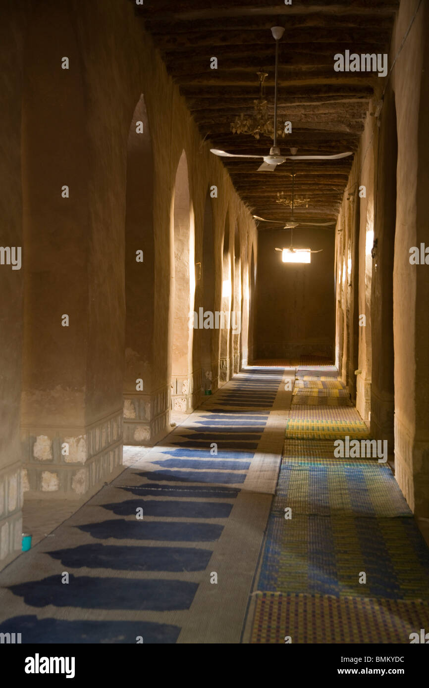 Mali, Timbuktu. Interior of the Sidi Yehia Mosque Stock Photo - Alamy