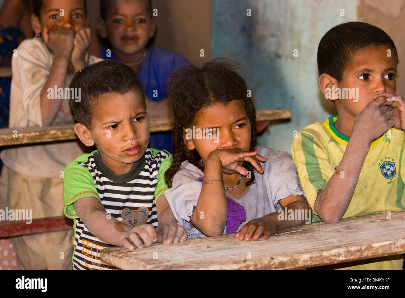 Tuareg nomad girl hi-res stock photography and images - Alamy