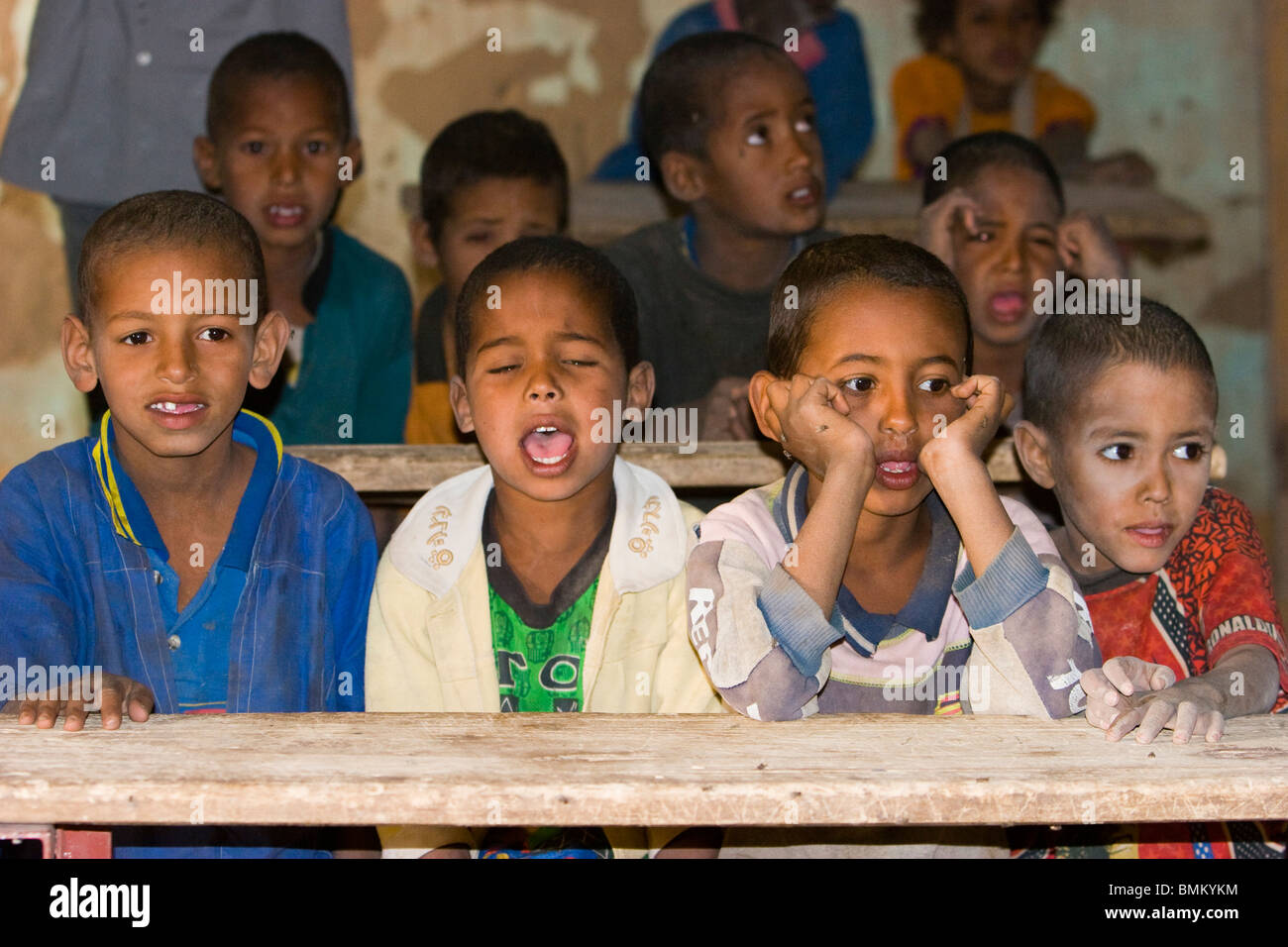 Mali. Tuareg children in a primary school Stock Photo - Alamy