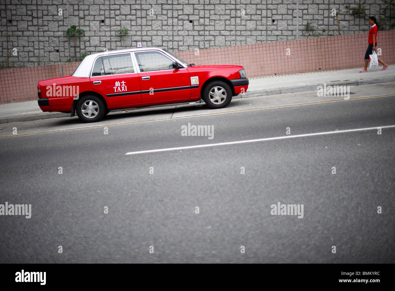 Red taxi hi-res stock photography and images - Alamy