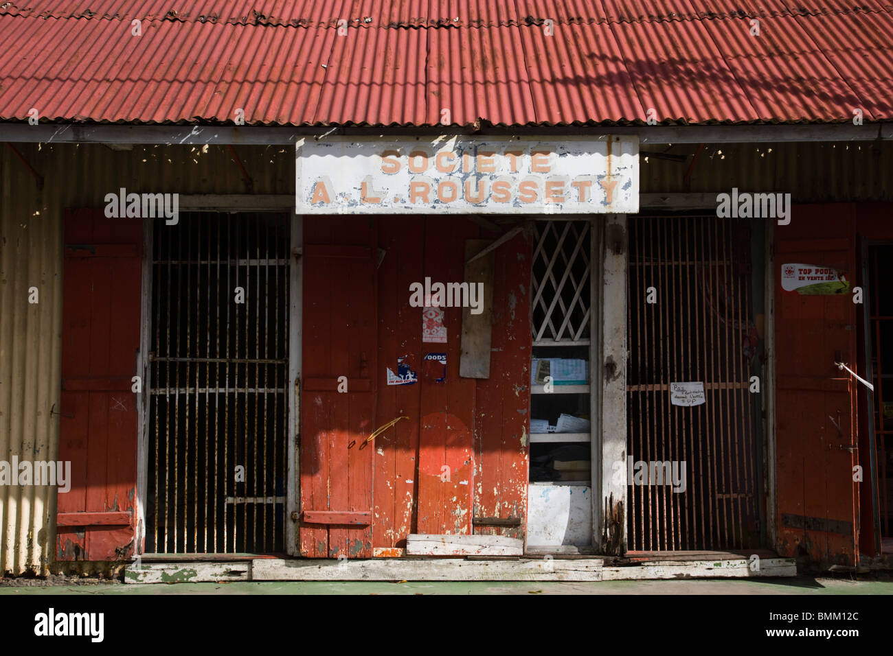Mauritius, Rodrigues Island, Port Mathurin, small shop Stock Photo - Alamy