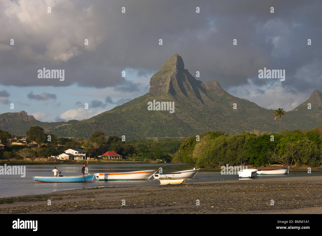 Rempart mountain mauritius hi-res stock photography and images - Alamy