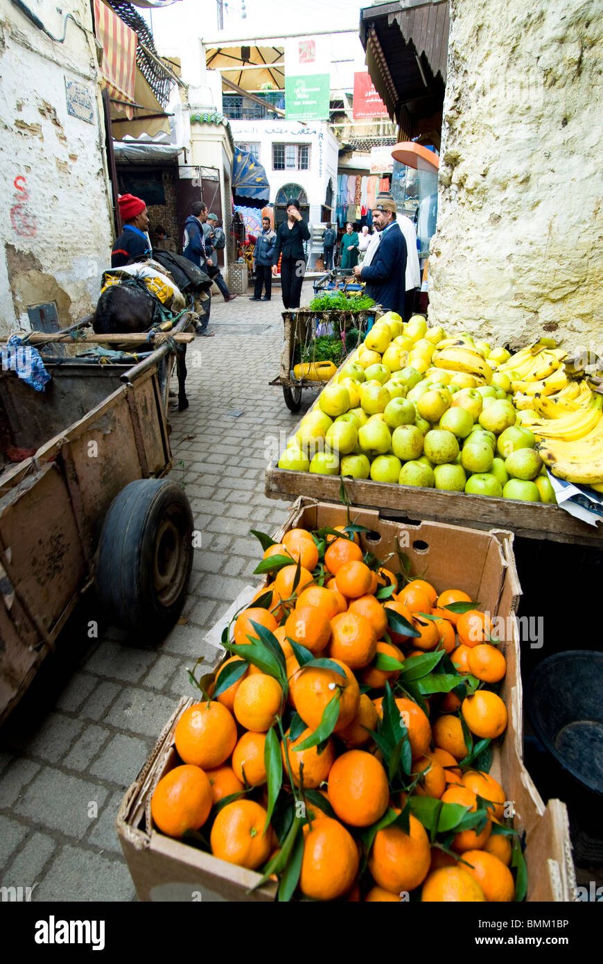 Bali fruit boxes hi-res stock photography and images - Alamy