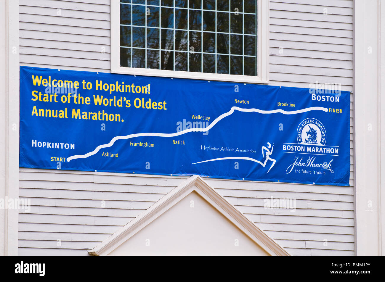 Course banner at the starting line of the Boston Marathon (World's ...