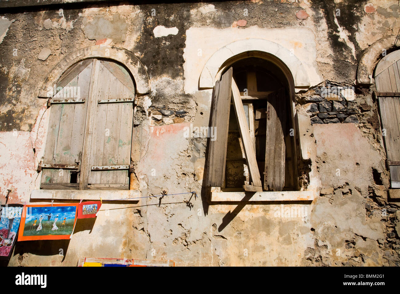 Senegal dakar french colonial building hi-res stock photography and ...