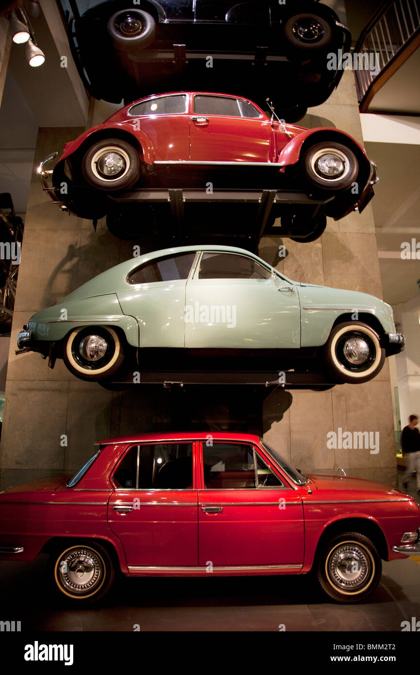 Cars museum museums interior hi-res stock photography and images - Alamy