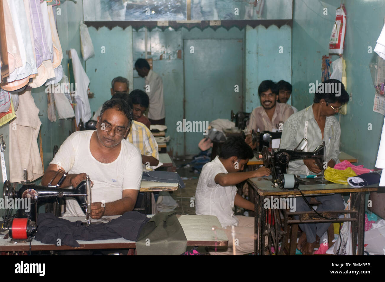 Sewing factory india hi-res stock photography and images - Alamy