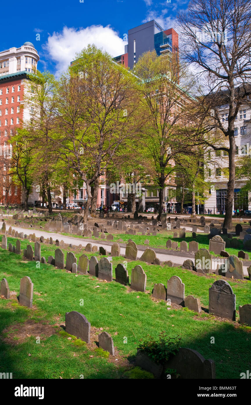 Tombstones in the Granary Burial Ground on the Freedom Trail, Boston ...