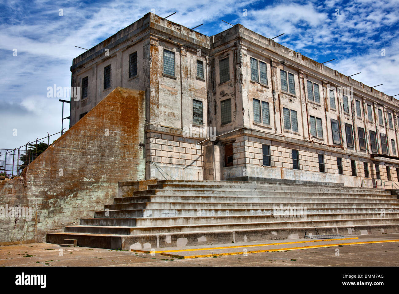 Alcatraz cellhouse and recreation yard Alcatraz island Stock Photo - Alamy