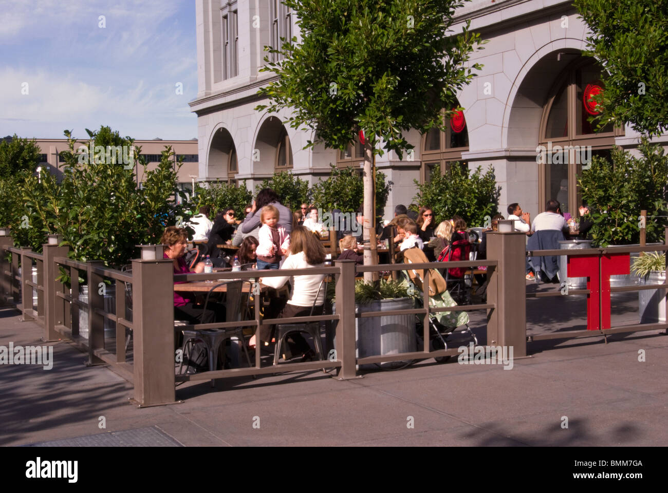 USA, California, San Francisco, Ferry Building, Taylor's restaurant ...