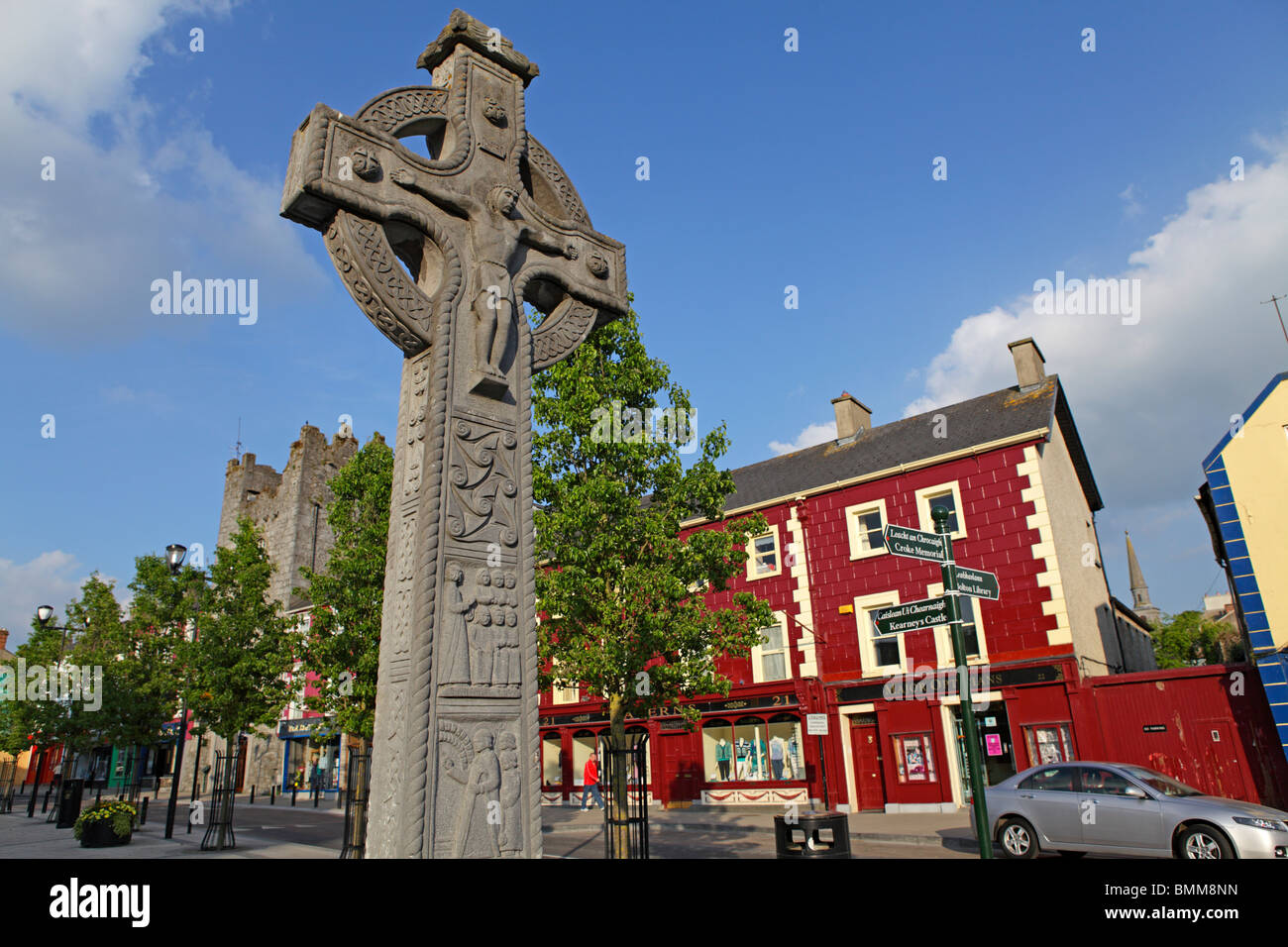 town centre of Cashel, Co. Tipperary, Republic of Ireland Stock Photo ...