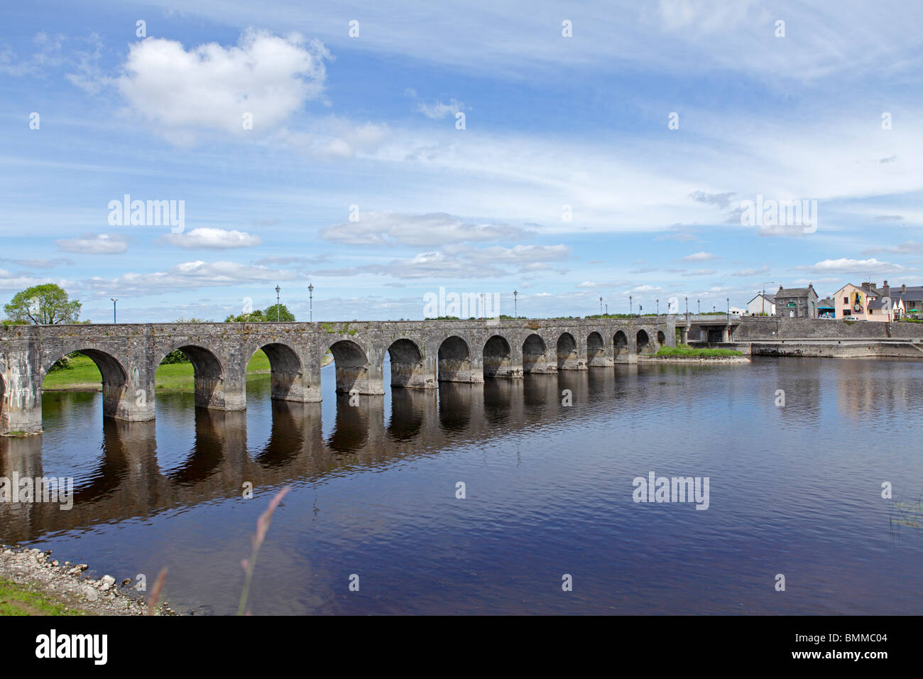 Shannonbridge, River Shannon, Co. Offaly, Republic of Ireland Stock ...
