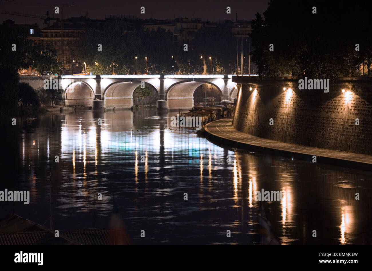 Tiber river rome hi-res stock photography and images - Alamy