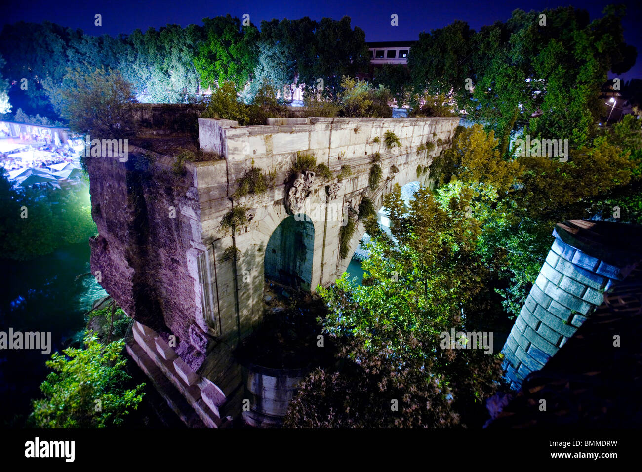 Ruined roman bridge hi-res stock photography and images - Alamy