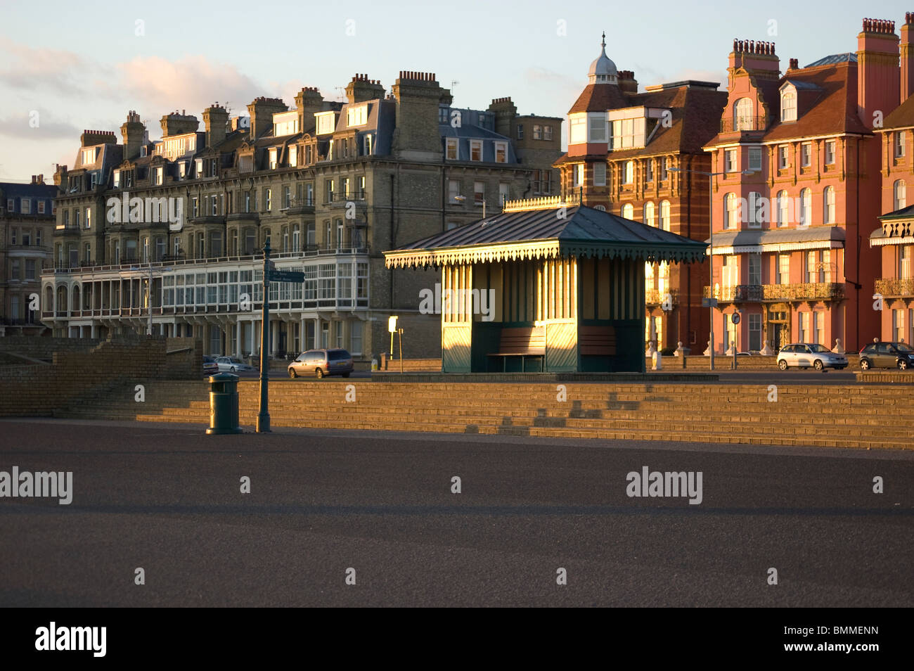 English seaside architecture hi-res stock photography and images - Alamy