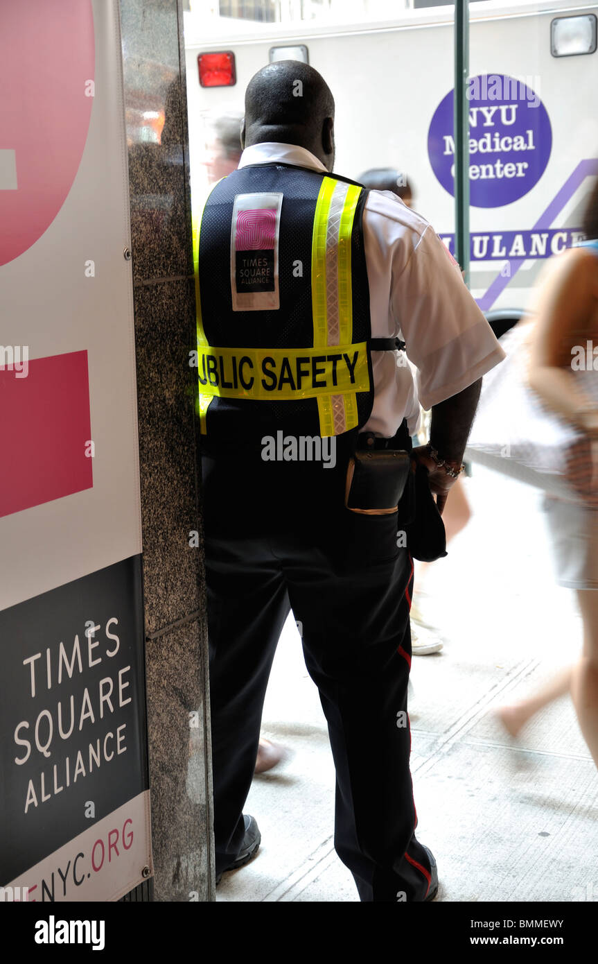 Security officer, New York City, USA Stock Photo - Alamy