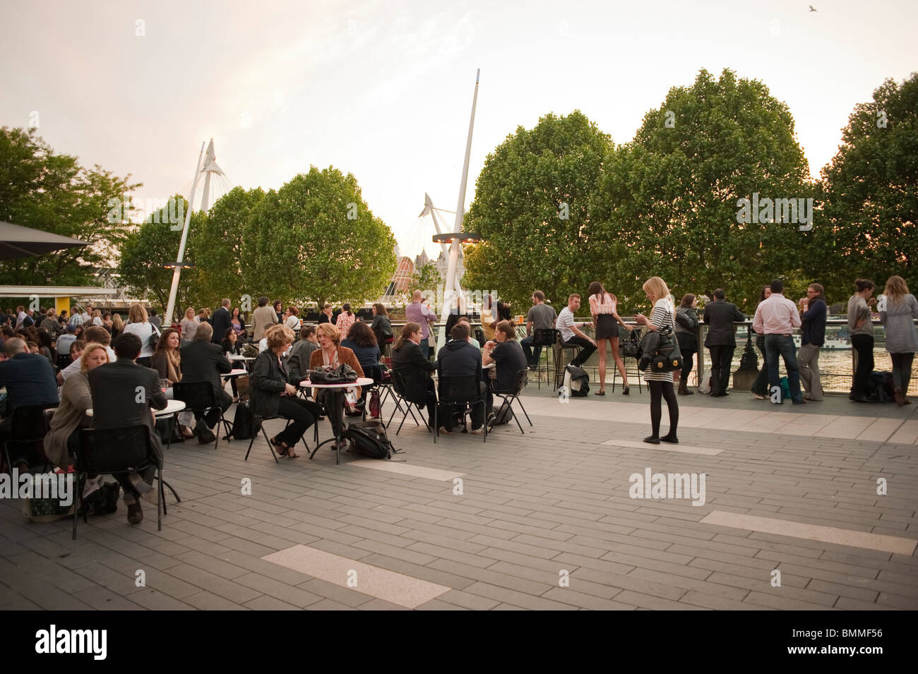 London, England, UK, South Bank District, Wide Angle View, Large Crowd ...