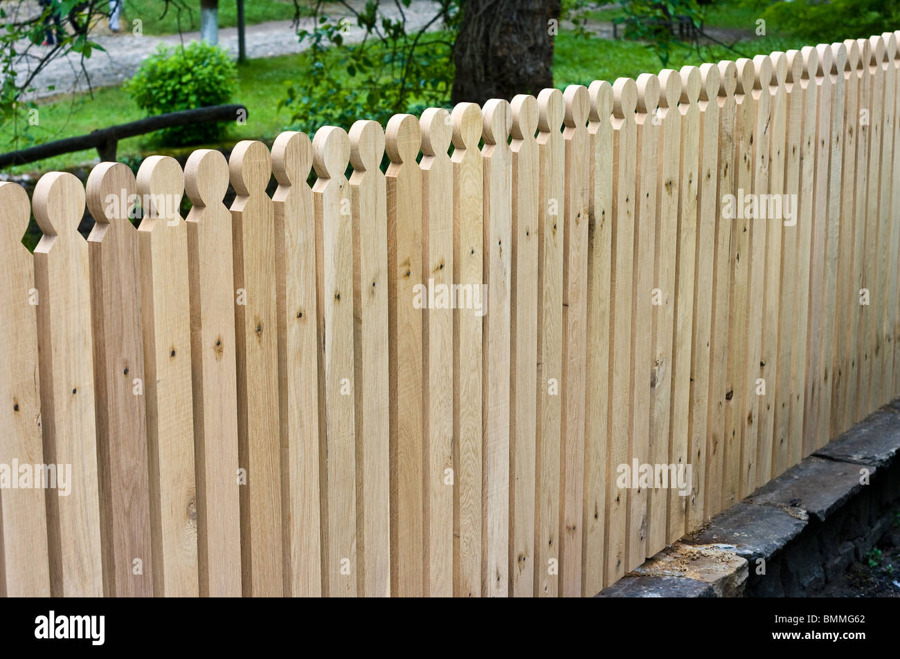 New wooden fence Stock Photo - Alamy